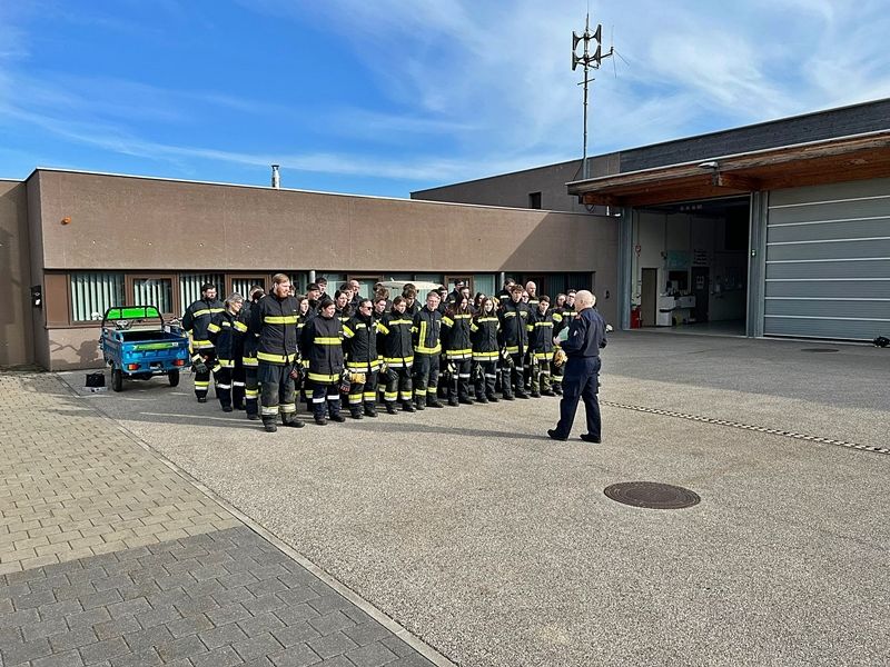 Freiwillige Feuerwehr Krems/Donau - Abschluss Truppmann - Nachwuchs ...